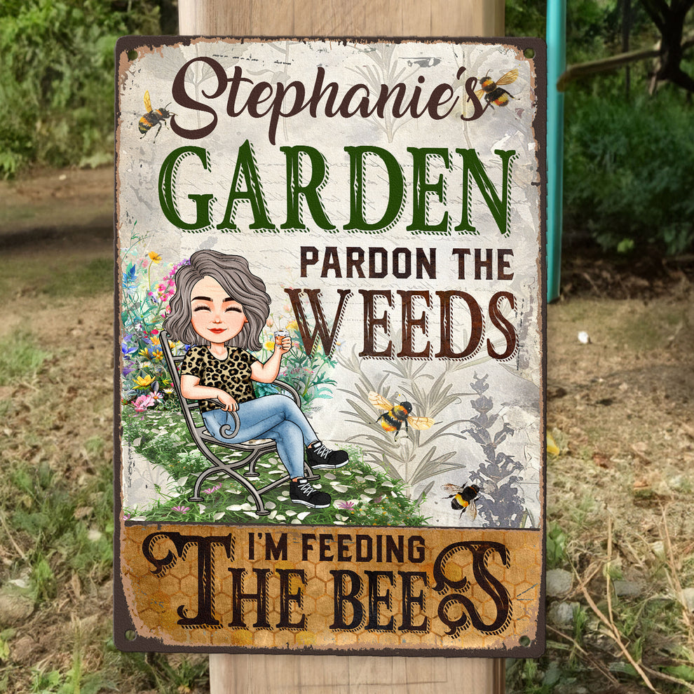 I'm Feeding The Bees - Personalized Metal Sign – Macorner