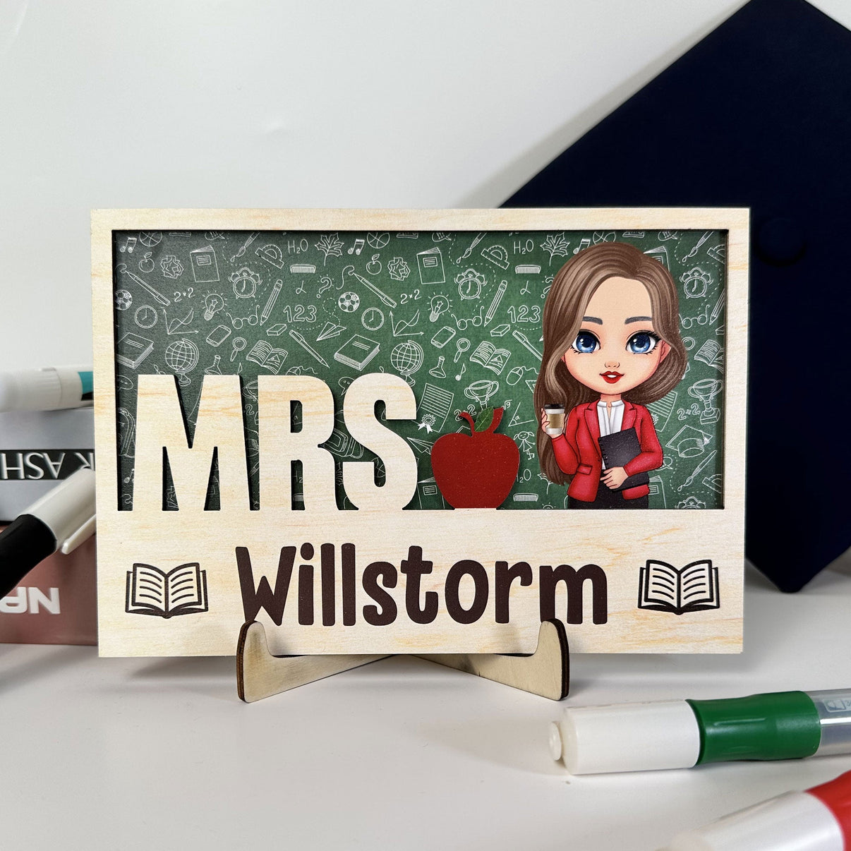 Teacher's Desk Sign - Personalized 2 Layers Wooden Plaque – Macorner